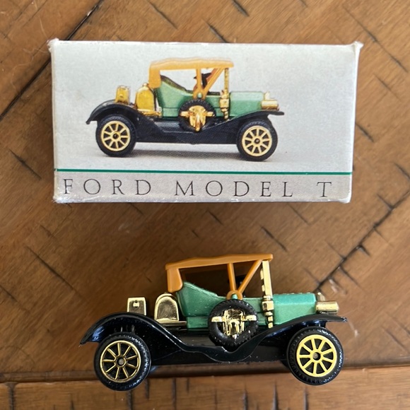 Ford | Other | Ford Model T Collectible | Poshmark